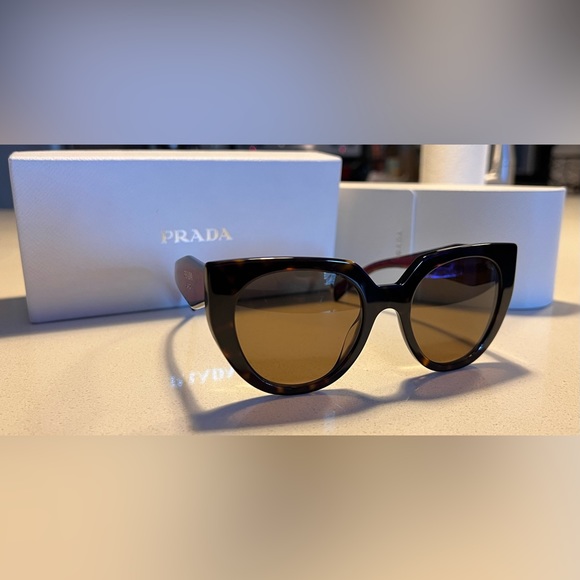 Prada | Accessories | New Authentic Womens Prada Spr 4w Sunglasses ...